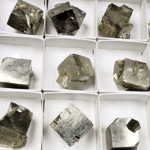 Pyriet blokje ruw Kopen? - Blije Boeddha edelstenen